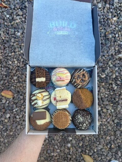 Baker's choice box | Build & Bake