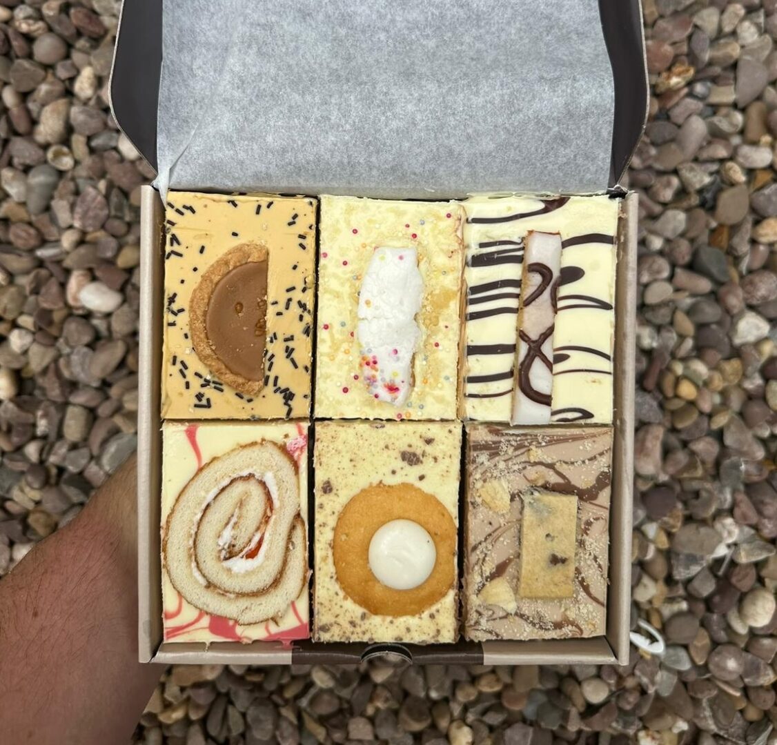 School dessert Proatie | Build & Bake